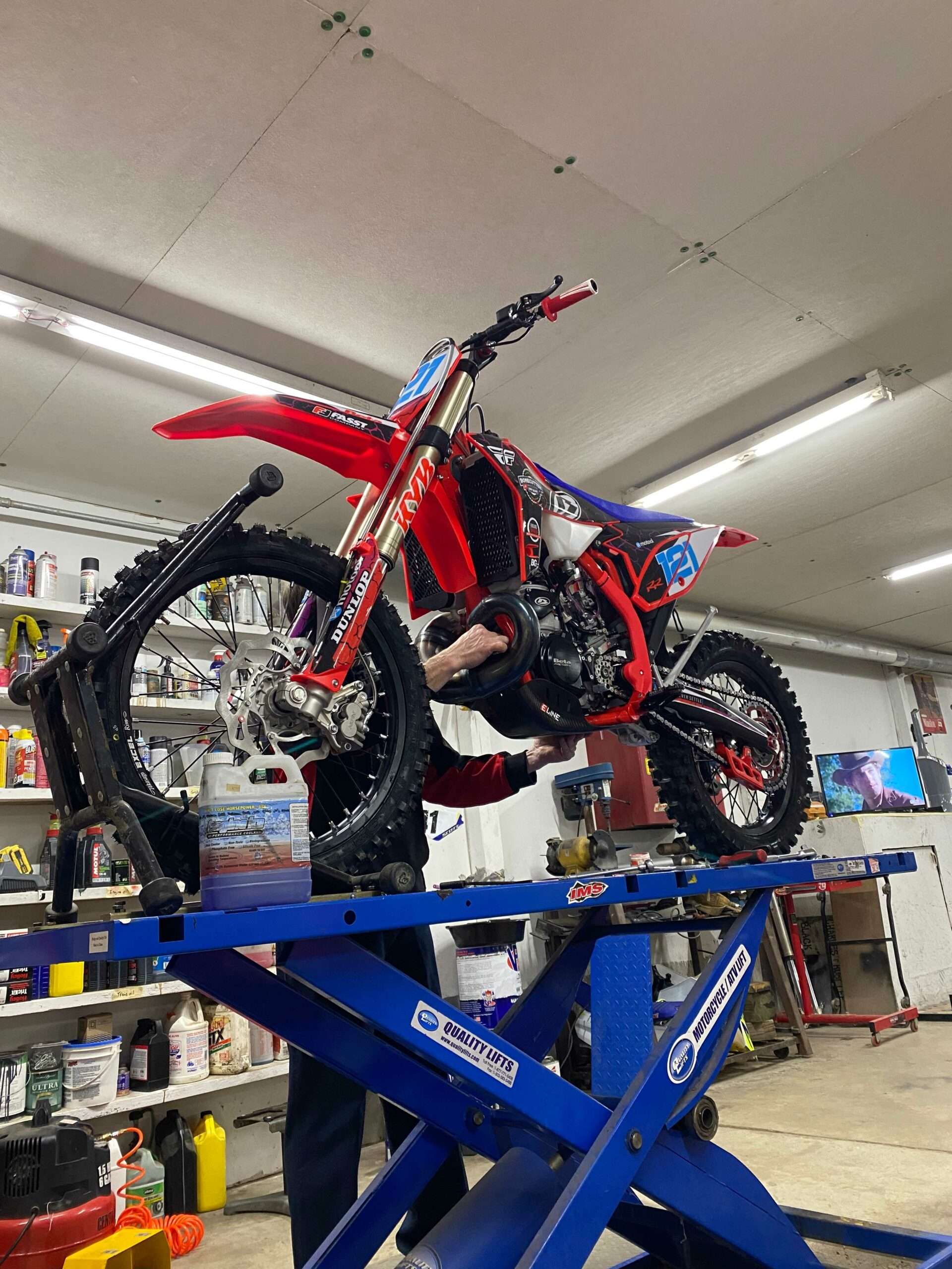 GNCC Race Bike Build – Bonecutter Off Road